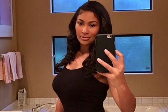 Meet Anansa Sims – Plus Size Model and Beverly Johnson’s Daughter With ...