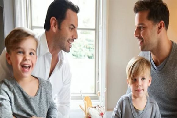 Ricky Martin with family | Ecelebritymirror
