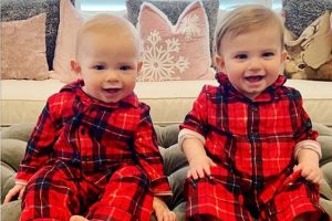Meet Wyatt Joseph and Blake Andrew - Photos Of Joe Buck's Twin Children ...