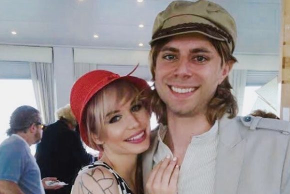 Meet Elizabeth Ashley Wharton - Photos Of Vince Neil's Daughter With Ex ...