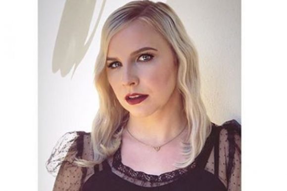 Meet Chelsea Hamill - Photos Of Mark Hamill's Daughter With Wife ...