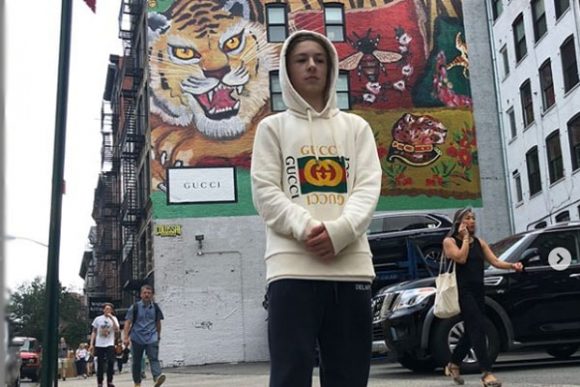 Meet All Of Singer Beck's Children That He Had With Estranged Wife ...