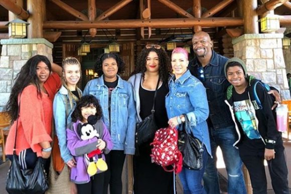 Rebecca King-Crews' Daughter Naomi Burton-Crews, Also Has A Child ...