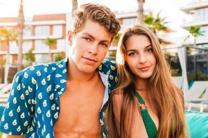 Five Facts About YouTuber Alexa Rivera Including Her Boyfriend And Net ...