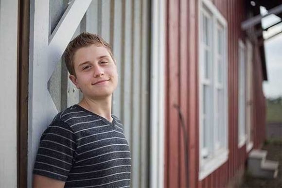 Five Fast Facts About YouTuber Joshua Weissman | eCelebrityMirror