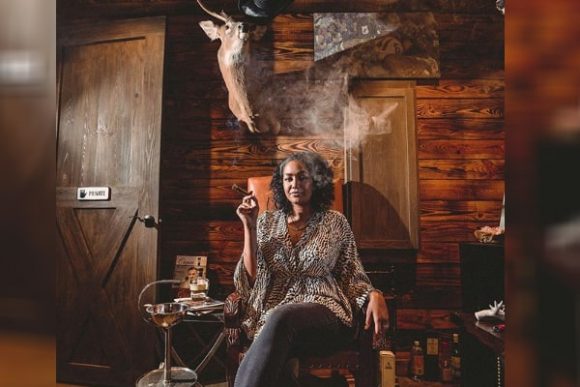 Meet Kadee Malone - Photos Of Karl Malone's Daughter Who Has A Cigar ...