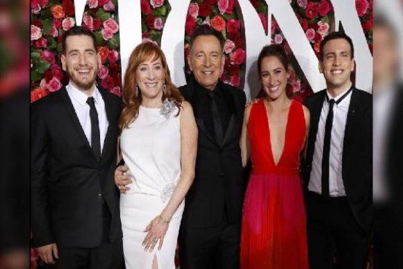 Bruce Springsteen Is The Father Of Three Children. (2) | Ecelebritymirror