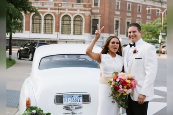 Love Life Of Vanessa Williams And Jim Skrip, A Retired Accountant ...