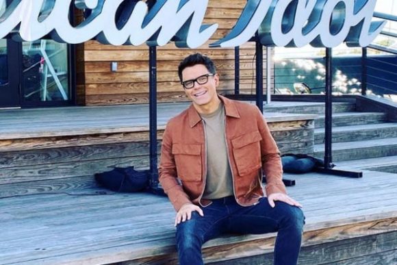 Meet Host Bobby Bones' Parents - Happy With Their Son's Achievements ...
