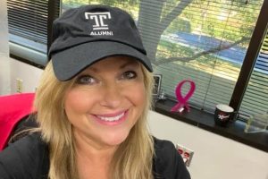 Brenda Ladun's Husband Doug Bell Is A Sportscaster | eCelebrityMirror