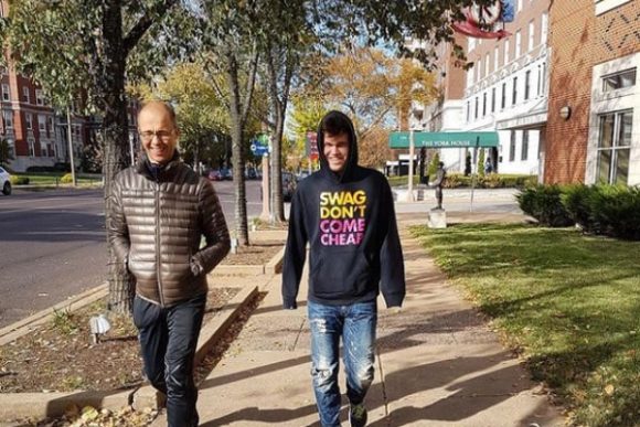 Magnus Carlsen's parents, Sigrun Øen and Henrik Albert Carlsen ...