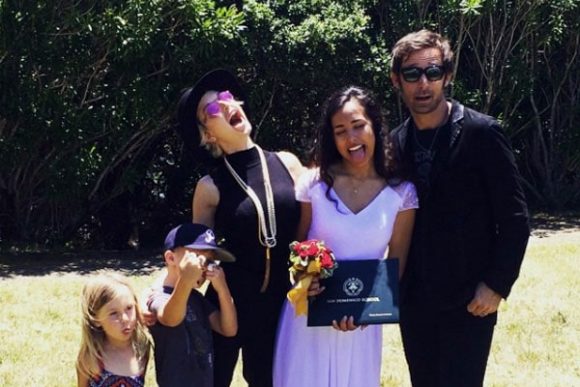Facts About Mike Dirnt's Wife Brittney Cade Alongside Their Wedding And ...