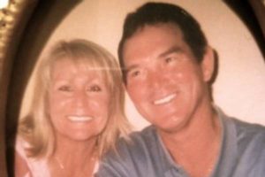 Mike Zimmer's Wife Vikki Zimmer - Love Life And The Cause Behind Her ...