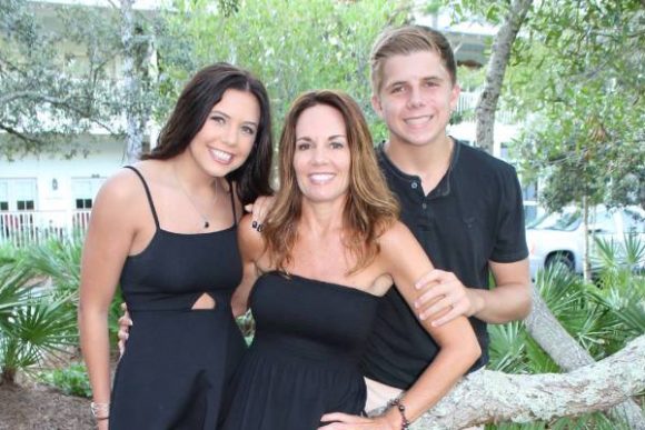 Sean Payton's Ex-wife Beth Shuey - Look At The Ex-Pair's Wedding Photos ...