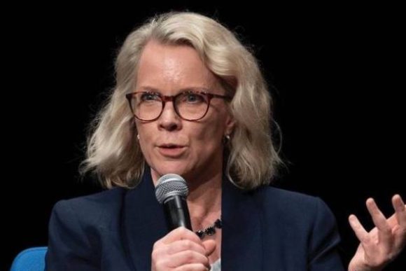 Laura Tingle, 7 Interesting Facts About The Australian Journalist , Is ...