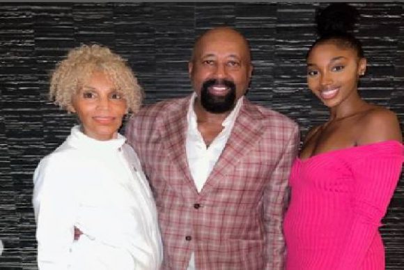 Meet Mariah Woodson - Photos Of Mike Woodson's Daughter | eCelebrityMirror