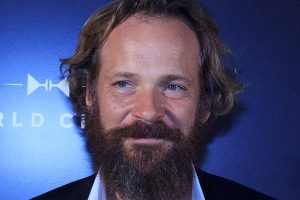 Meet Ramona Sarsgaard - Photos Of Maggie Gyllenhaal's Daughter With ...