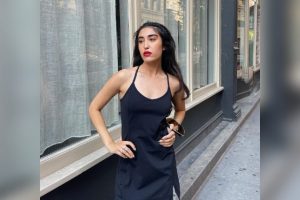 Meet Khaled Hosseini's Daughter Farah Hosseini - She Is A College ...