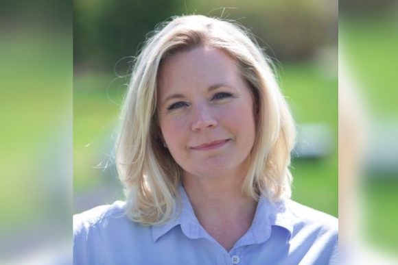 Liz Cheney's Daughter - Elizabeth Perry Interested In Politics ...