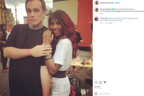 Sinitta’s On And Off Relationship With Simon Cowell | eCelebrityMirror