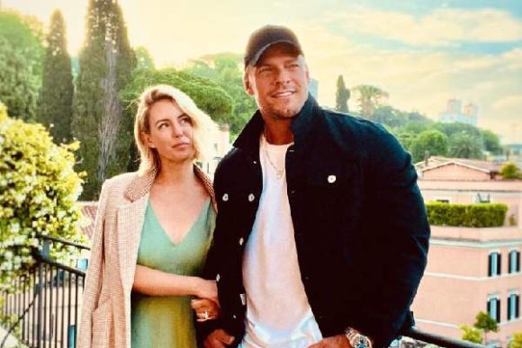 Who Is Alan Ritchson Mother Vickie Ritchson? | eCelebrityMirror