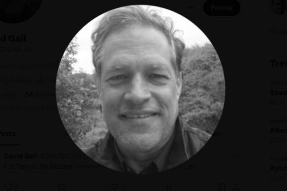 Star Of Beverly Hills 90210 David Gail Has Died! | eCelebrityMirror