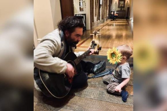 Johnny Galecki Daughter: New Father Was Secretly Married | eCelebrityMirror