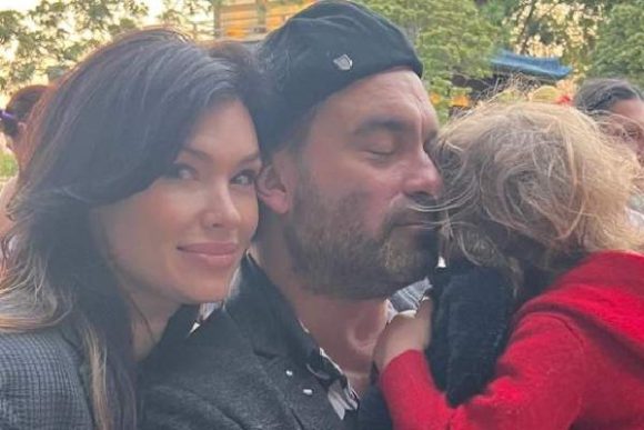 Johnny Galecki Daughter: New Father Was Secretly Married | eCelebrityMirror
